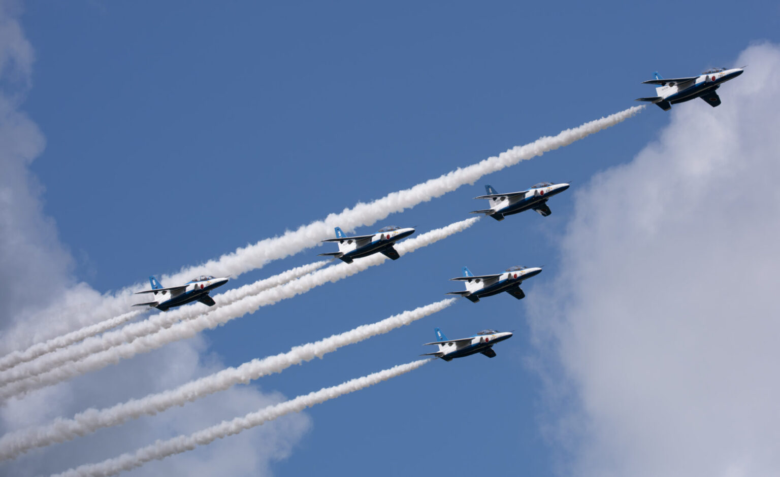 【2025年航空祭】関西・大阪万博でブルーインパルスはどう飛ぶのか？｜OsintCatJoe ～元自衛官のゆるい軍事ブログ～